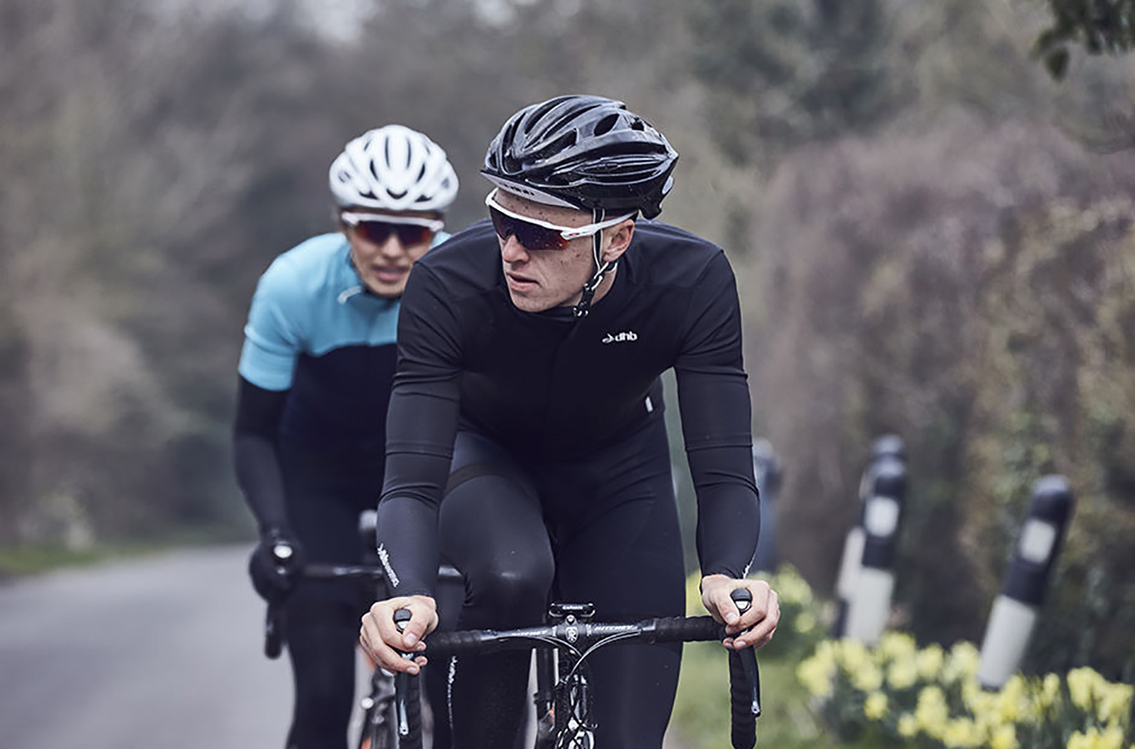Test: Cestná helma DHB Aeron – Biker.sk