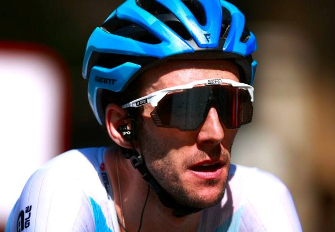 Simon Yates odstupuje z pretekov Vuelta a España – Biker.sk
